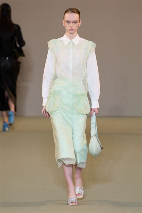 Del Core Spring 2025 Ready To Wear Fashion Show Fashion How To Wear