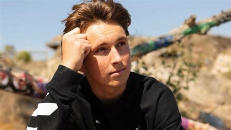 Heres Some Unknown Facts About Drew Beilfuss The Unofficial Member Of