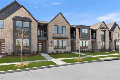 New Townhome For Sale In Celina Tx New Construction Townhomes