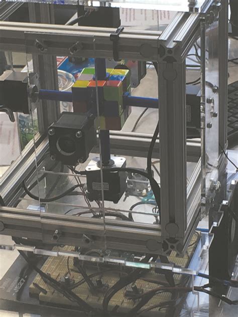 Rso Collaboration Creates Rubiks Cube Solving Robot The Tacoma Ledger