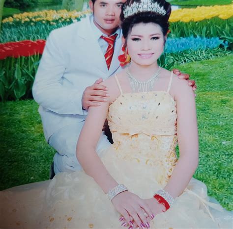 ស្រី លឹម