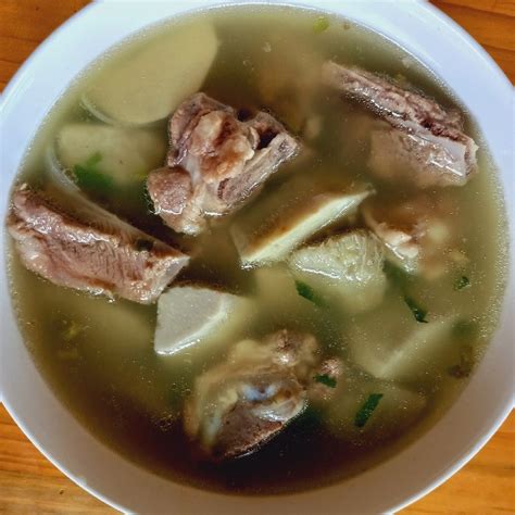 Cách Nấu Canh Khoai Môn Nấu Xương Ngon Ngọt Bùi Béo Cực Hấp Dẫn