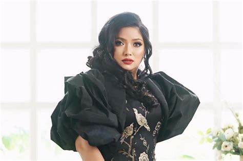 Fryda Lucyana Comeback Dengan Rilis Single Sumpahku