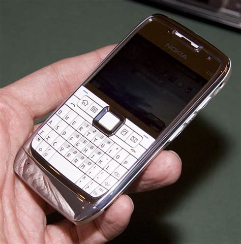 Nokia E-71