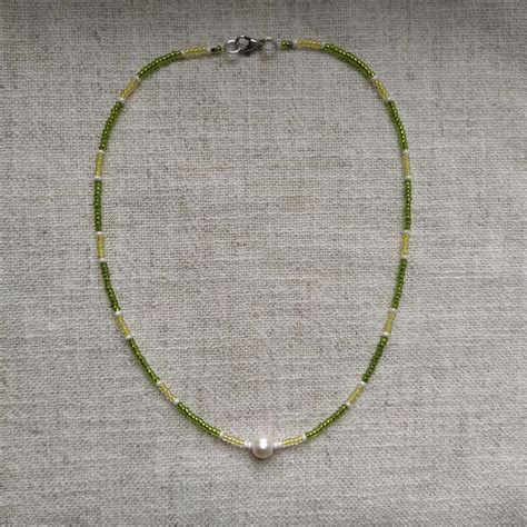 Чокер з бісеру та річкової перлини — цена 100 грн в каталоге Чокеры Купить аксессуары по