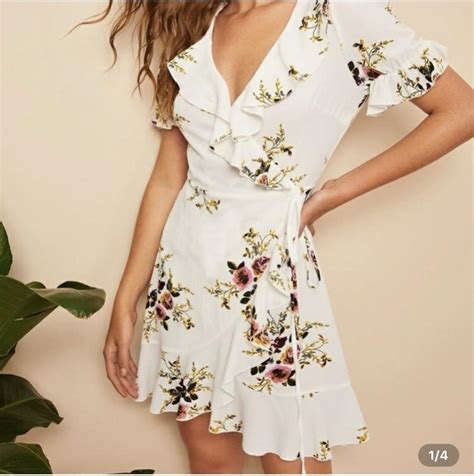 Сукня від Shein — ціна 150 грн у каталозі Короткі сукні Купити жіночі речі за доступною ціною на