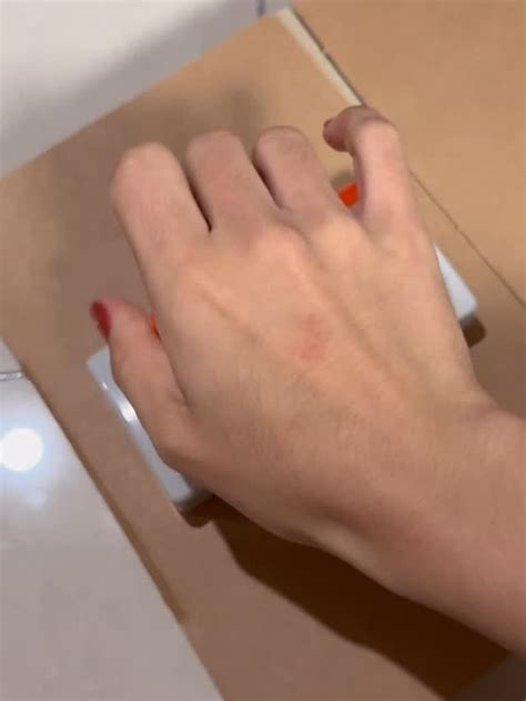 스친이들도 로고 스탬프 쓰고있어 나 이거 왜 이제 샀지 여기꺼 스탬프 번짐 없고 퀄리티 미쳤어 없는 스친이들 있으면 진짜 추천이야🤭