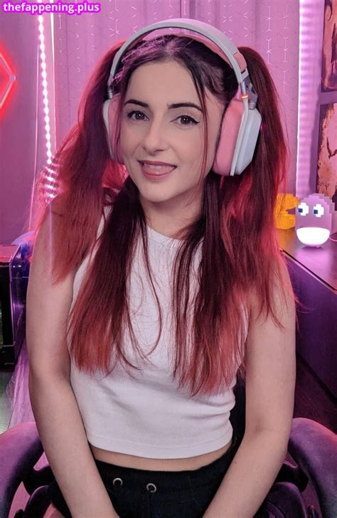 Anniefuchsia Nude Onlyfans Photo The Fappening Plus