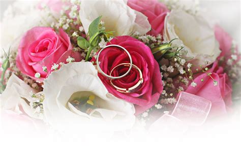 Найкращі привітання з днем весіллям у прозі віршах смс