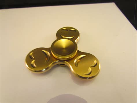 Missys Product Reviews Pure Brass Fidget Toy