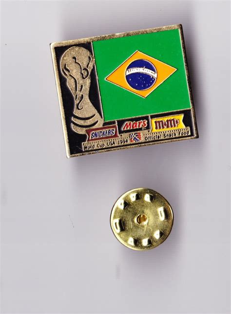 1994 Fifa World Cup Usa Pin Badge Football Striker Mascot Ebay