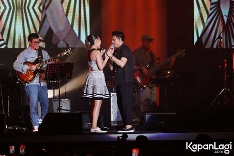 Romantic Photos Of Ariel NOAH And Bunga Citra Lestari Dancing Saying I Love You Times Romantic Photos Of Ariel NOAH And Bunga Citra Lestari Dancing Saying I Love You Times