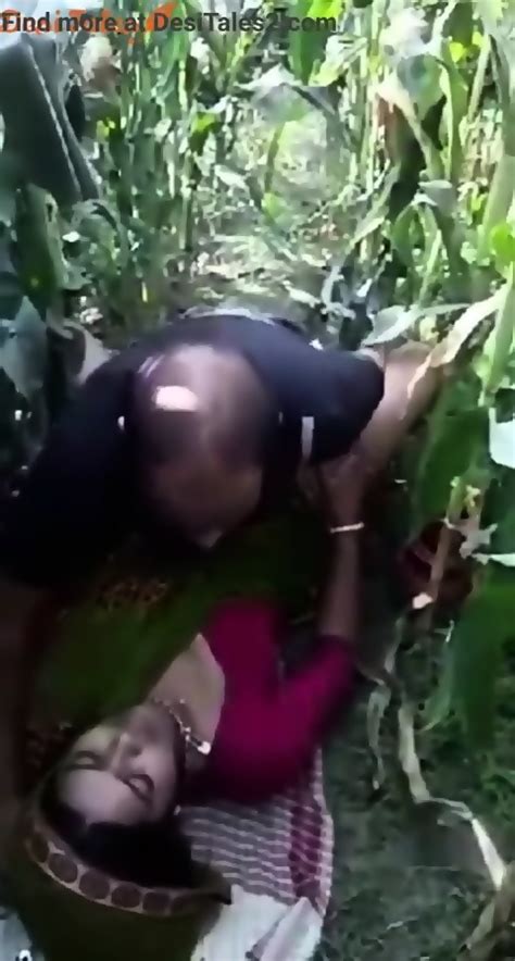 Bihari Bhabhi Hot Outdoor Sex In The Fields With Village Sarpanch Eporner