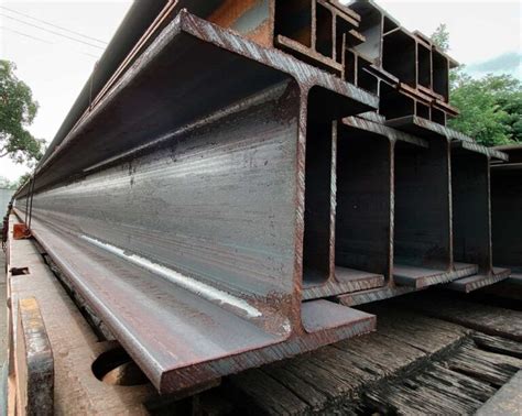 Wide Flange Beams In Modern Architecture Intsel Steel Bushwick Metals