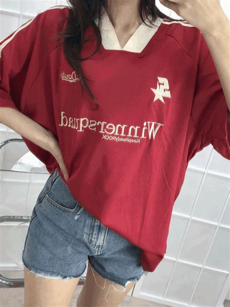 축구티☄️스포티룩🤩 삼선 반팔 풋볼티 에이블리