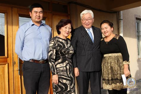 Хадгаламж зээлийн хоршоодууд үйл ажиллагаагаа танилцууллаа