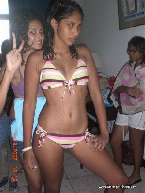Sri Lankan Girls Enjoying In Bikini Sri Lankan Actress And Models Bank