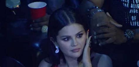 Selena Gomez Fans Shocked As Shes Caught On Camera Throwing Shade At