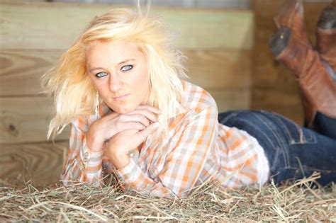 Photography By Evans Photo Portfolio 0 Albums And 8 Photos Model Mayhem