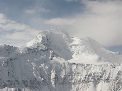Ismoil Somoni Peak Mountain Field Guide