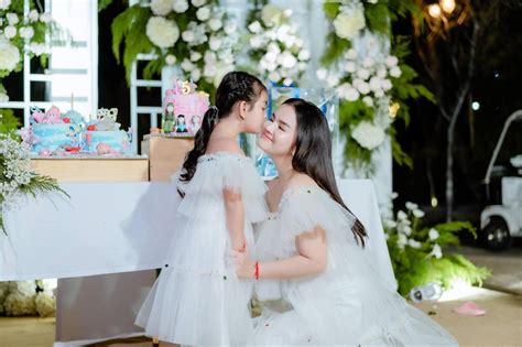 ផន សុផារី សន្យាពាក្យដ៏មានន័យនេះទៅកាន់ ប៊ែលឡា ជាកូនស្រីថ្ងៃខួបកំណើត នគរដ្រេហ្គន