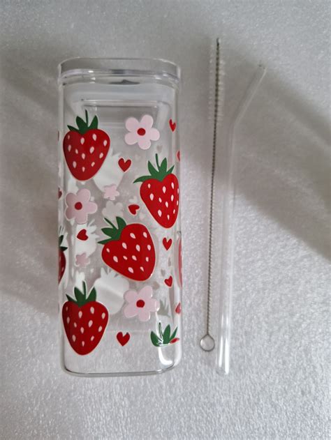 Erdbeeren Glasbecher Mit Deckel And Strohhalm 400 Ml Auslaufsicher And Stylisch Ac Designs