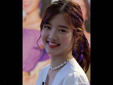 ชมสาวงาม รวมสารพัดเรื่องราว และ นานาสาระ