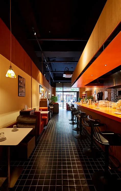 레드브라운 컬러로 모던빈티지한 내부 22평 이자카야 인테리어 평택 비전동