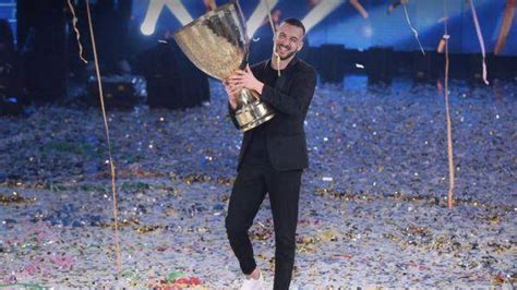 Amici la finalissima il vincitore è Super Guida TV