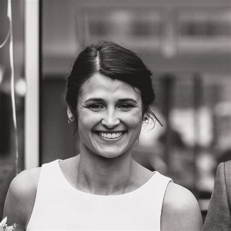 Vera Burbach Sachbearbeiterin Kaufmännische Angelegenheiten