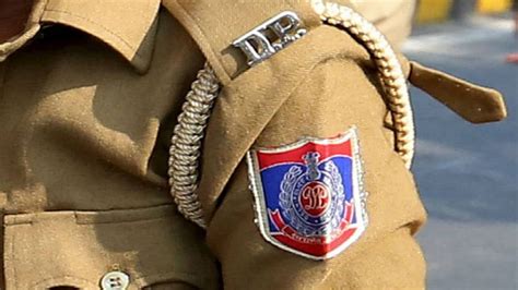 Delhi स्पा और मसाज सेंटर की आड़ में जिस्मफरोशी पुलिस ने सेक्स रैकेट का किया भंडाफोड़ 5