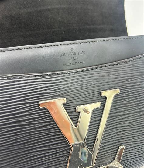 Louis Vuitton Black Epi Louise Strap Pm Bag For Sale At 1stdibs