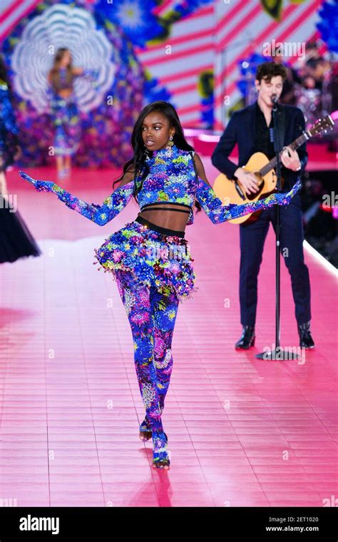 Model Leomie Anderson On The Runway During The 2018 Victorias Secret