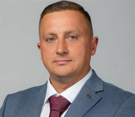 Общински съвет Силистра ще обсъжда финансова помощ за лечение на 12 годишно момиче с рядко