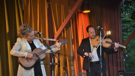 Hundratals Kom För Att Se Sofia Karlsson I Skottvång