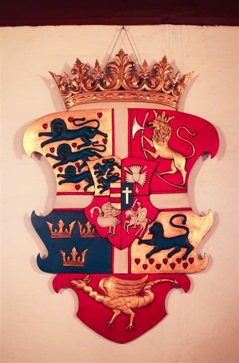 Norwegian Royal Crest Martyn Smith Flickr