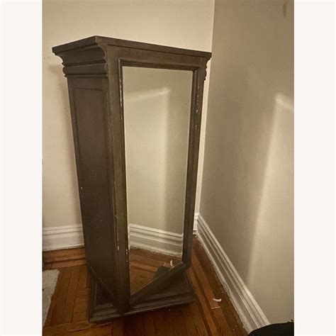 Lingerie Swivel Chest With Mirror Aptdeco