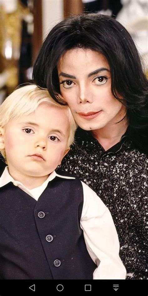 Singer Songwriter Michael Jackson With Son Michael Joseph Jackson Artofit