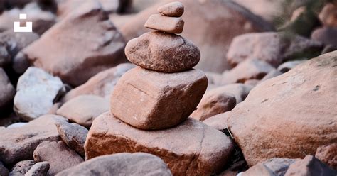 갈색 암석 형성 사진 Unsplash의 무료 견고한 이미지