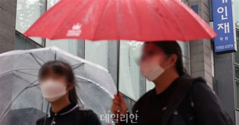 사교육 고삐 죄는 공정위메가스터디·시대인재 대형 입시학원 현장조사