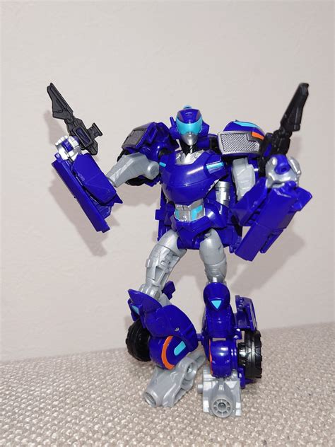 Takara Tomy Transformers Earthspark Wave 5 Deluxe Figures In Hand Images Transformers News