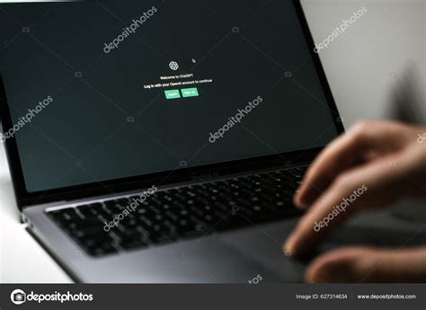 Screen Chatgpt Chat Artificial Intelligence Man Search Information Using Artificial — Stock