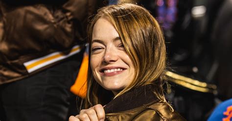 Emma Stone Feels Mets Fans Wrath For Wearing The 1 Thing You Shouldnt To A Home Game