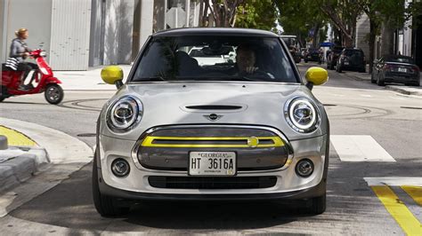 Six Things We Learned About The Mini Electric Top Gear