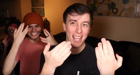 The Sunny One — Take A Look At My Crab Claw” Thomas Dies Then