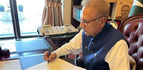 President Approves Appointment Of Anwarul Haq Kakar As Caretaker Pm