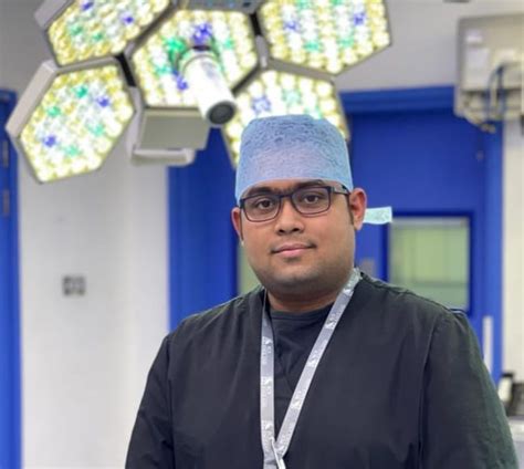 Dr Shihab Chowdhury Paediatric Circumcision And Minor Surgery Specialist London