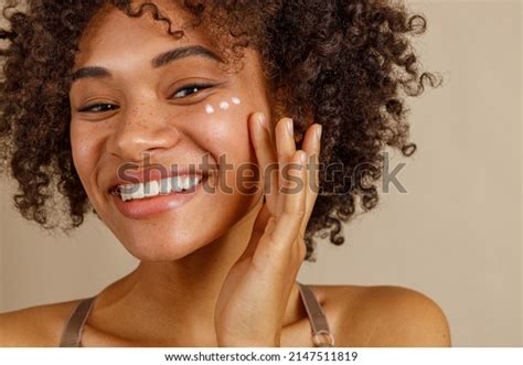 114 143개의 수분 모델 이미지 스톡 사진 3d 오브젝트 벡터 Shutterstock