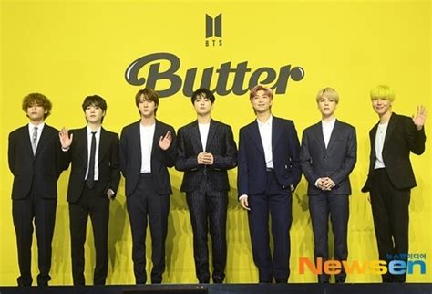 방탄소년단 12월 보이그룹 브랜드평판 1위‥세븐틴 2위 손에 잡히는 뉴스 눈에 보이는 뉴스 뉴스엔