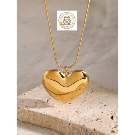 Новинка Хит 2024 г Подвеска в форме сердца Прекрасно дополнит серьги в аналогичной форме